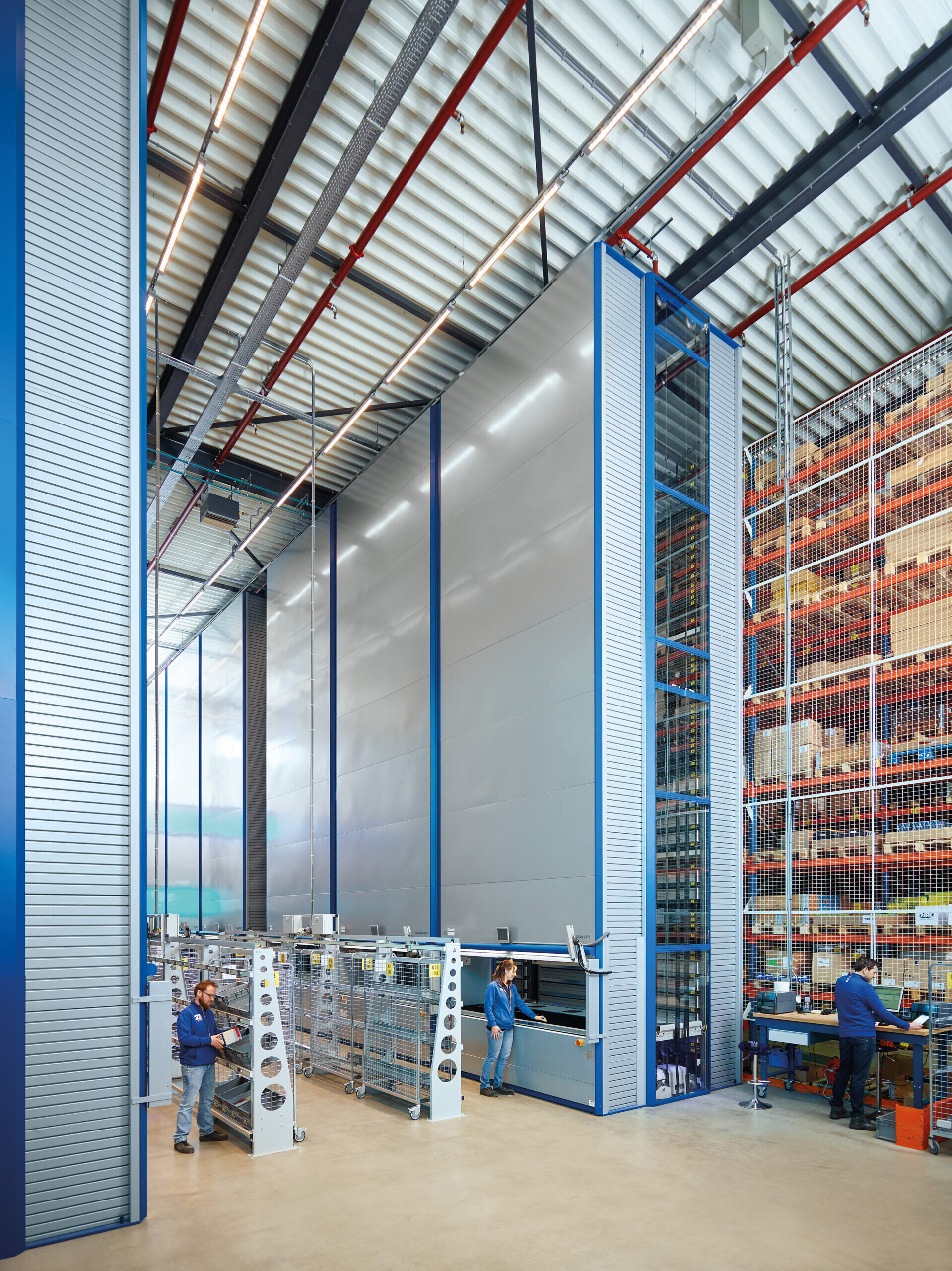 Distribution Centre Picking - Industore